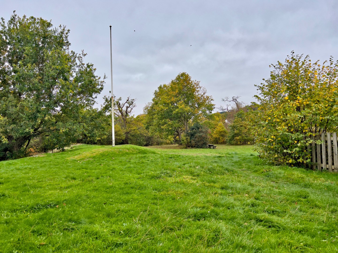 Rhayader – An Invisible Castle – Travels With My Aunt